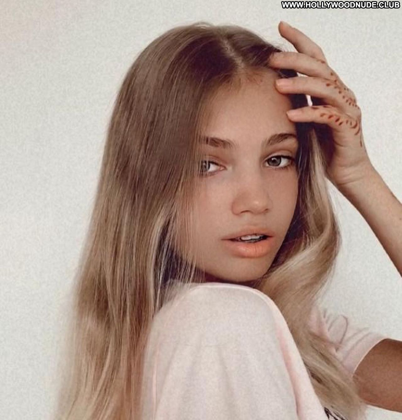 Zhenya Kotova Babe Posing Hot Sexy Beautiful Celebrity