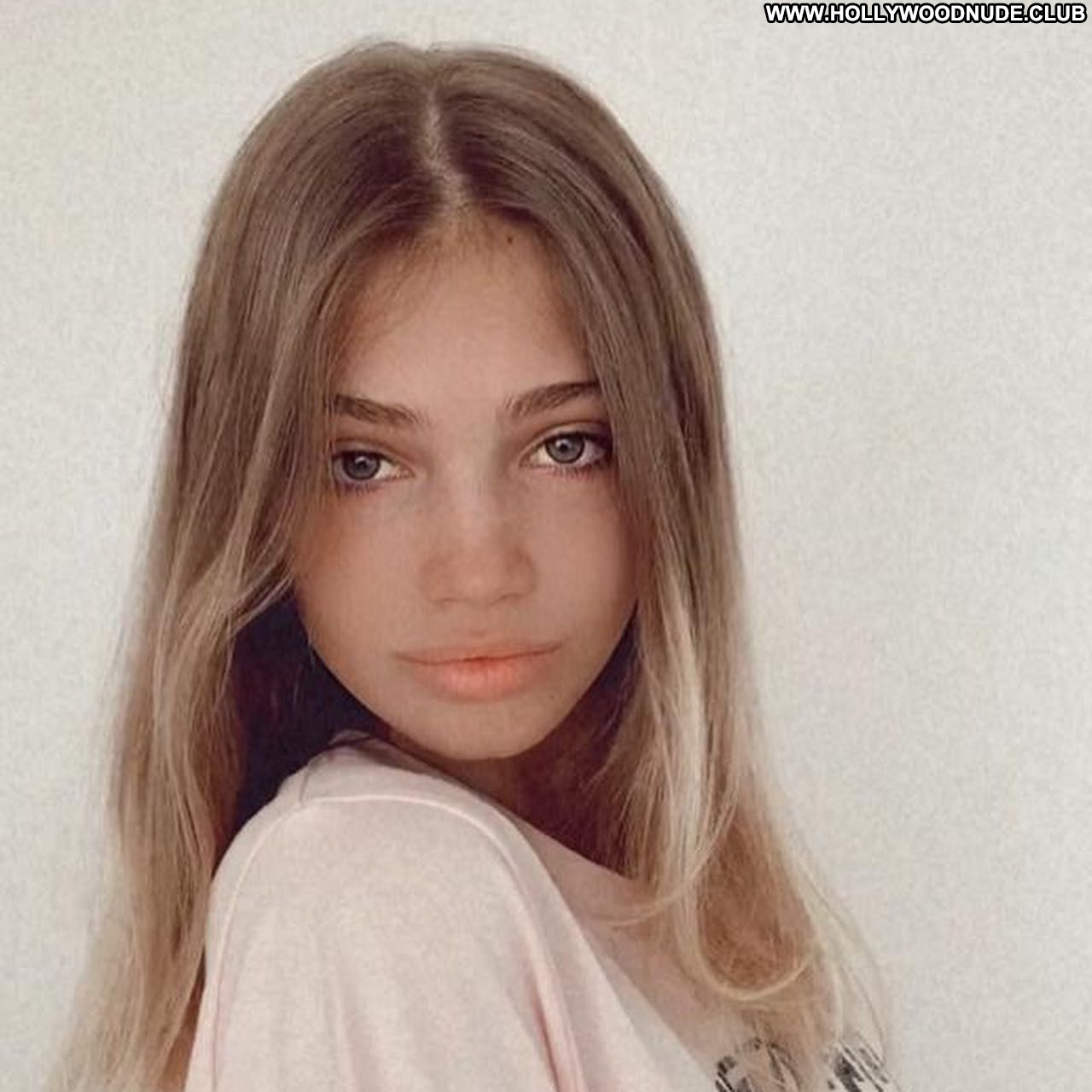 Zhenya Kotova Babe Posing Hot Sexy Beautiful Celebrity